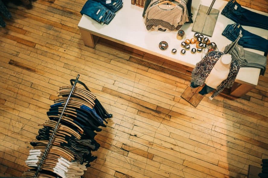 Retail Management 101: 9 Skills You Need To Have - Sling