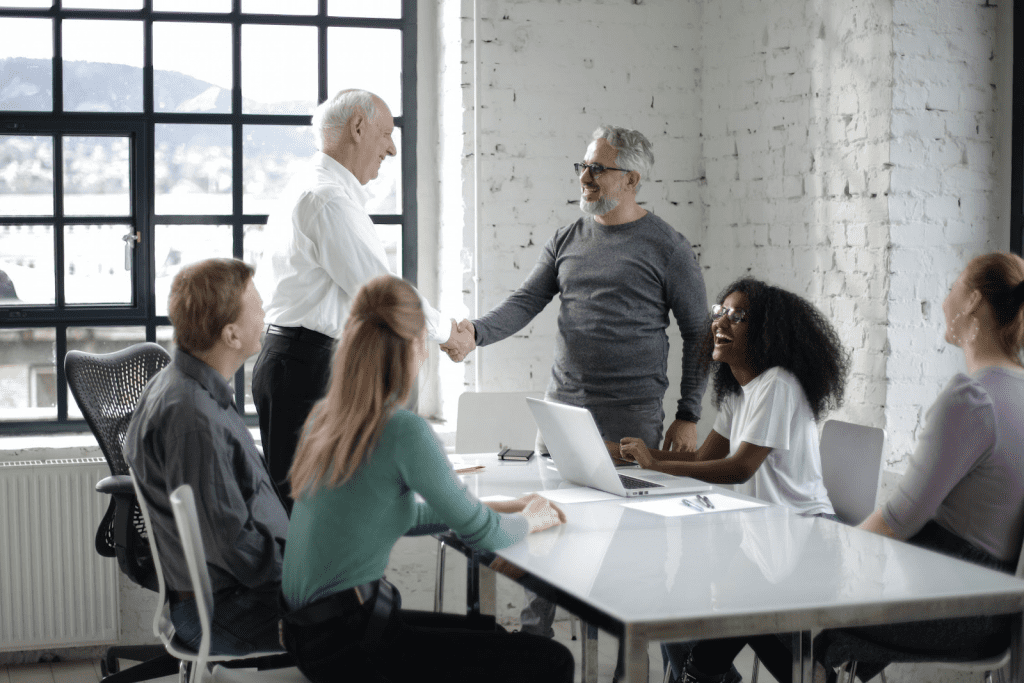 Vendor Management: The Complete Guide To Working With Suppliers - Sling