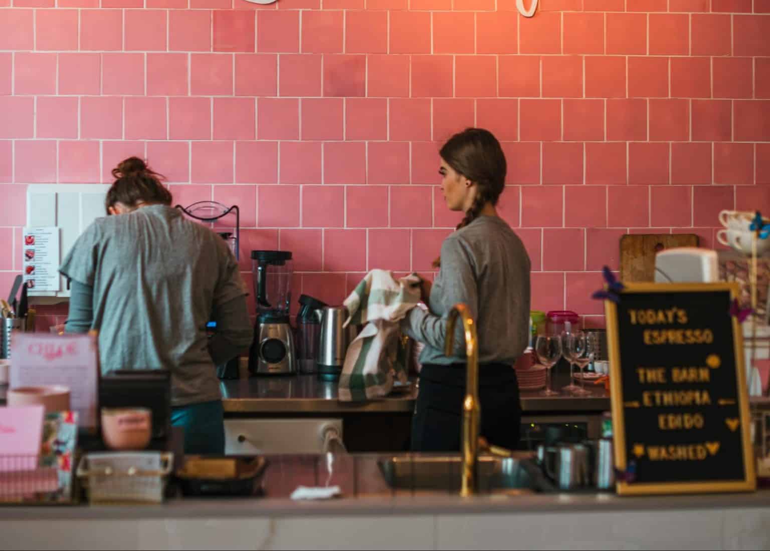 How To Create An Effective Restaurant Training Program - Sling