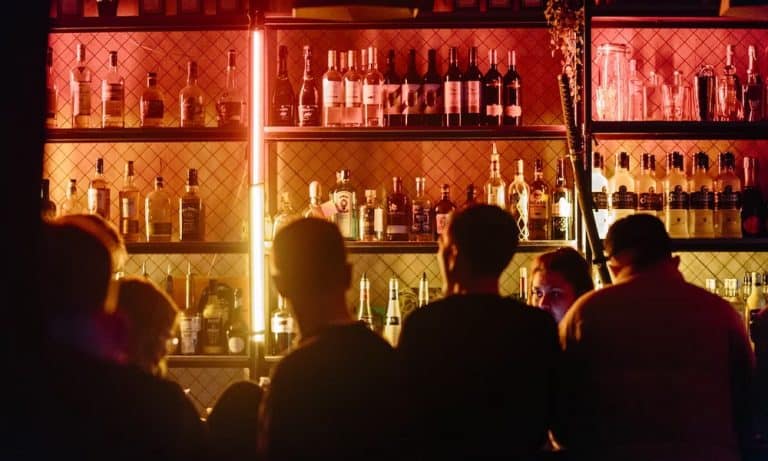 35 Best Bar Games to Keep Customers Coming Back - Sling