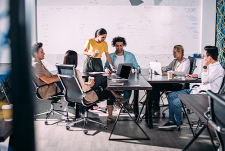15 Ways To Deal with Employees Who Are Late for Work - Sling